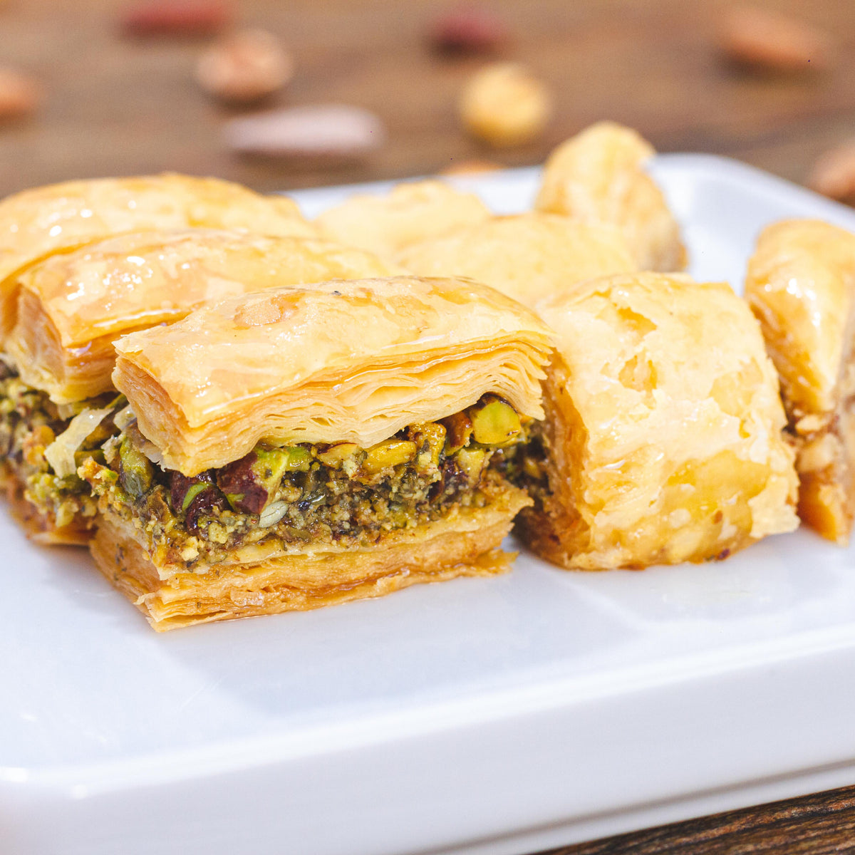 Lata Mix Baklawa Diamante – Alyah Sweets
